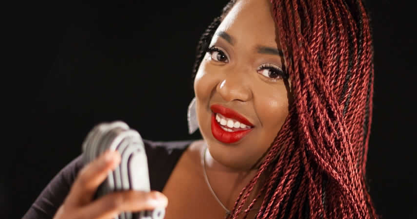 ANNIKA CHAMBERS - Hondarribia Blues