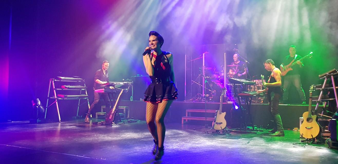 Hija de la Luna Homenaje a Mecano con Robin Torres | DENIA Sala Condado ...